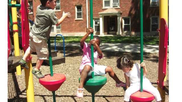 Brain study sheds light on how children with autism process social play ...