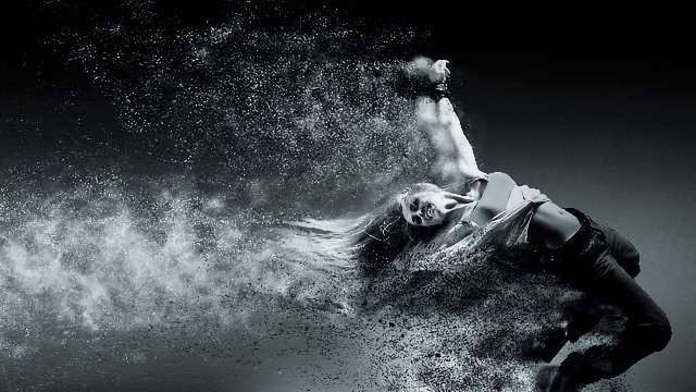 Asymmetric Neuronal Circuitry Underlies Visual Motion Processing ...