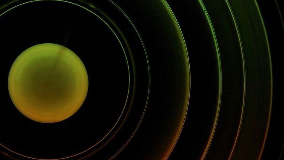 Helium Nuclei Discovered at the Surface of Heavy Nuclei | Technology ...