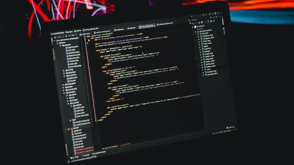 Coders' Brains Have Fine-Tuned Maps of Source Code | Technology Networks