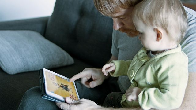 Lengthy Screen Time Linked to Childhood Development Delays | Technology ...