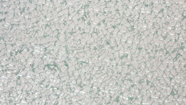 “Self-Healing” Glass Repairs Damage Done by Gamma Radiation ...