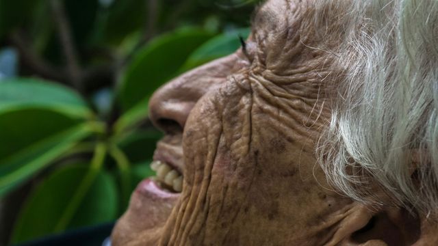 Scientists Recreate Human Wrinkles to Study Their Formation ...