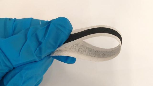 Biodegradable E-Textile Transforms Wearable Technology | Technology ...
