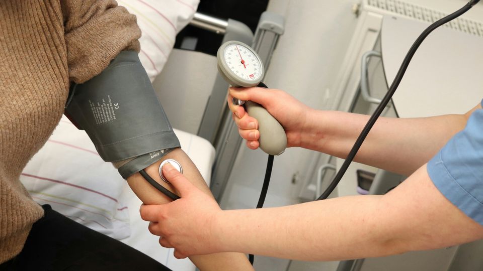 Scientists Develop Bandage-Like Blood Pressure Monitor | Technology ...