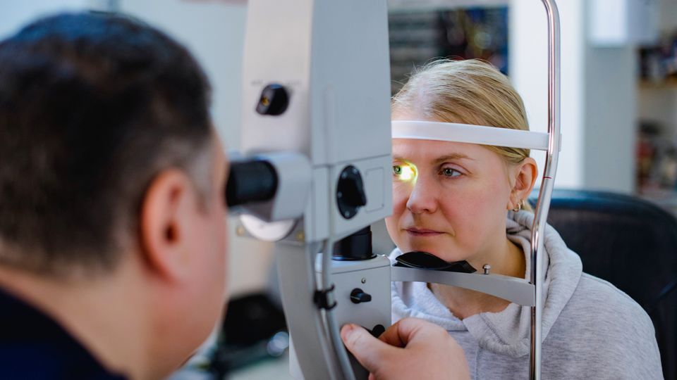Macular Degeneration Treatment Using Stem Cells | Technology Networks