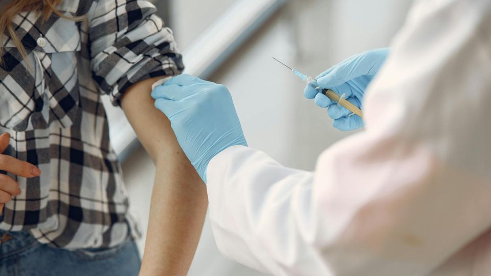 Whooping Cough in Newborns: How Maternal Vaccination Protects ...